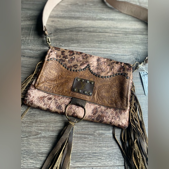 Keep It Gypsy | Bags | Keep It Gypsy Lv Western Style Crossbody Calf ...